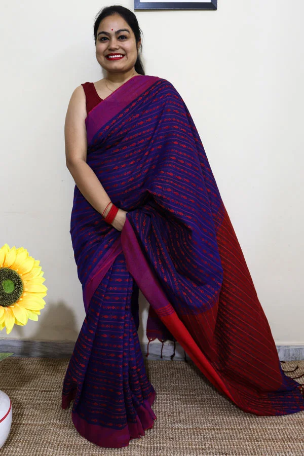 Blue and Red Soft Cotton Saree with Fish Motif | bongchong